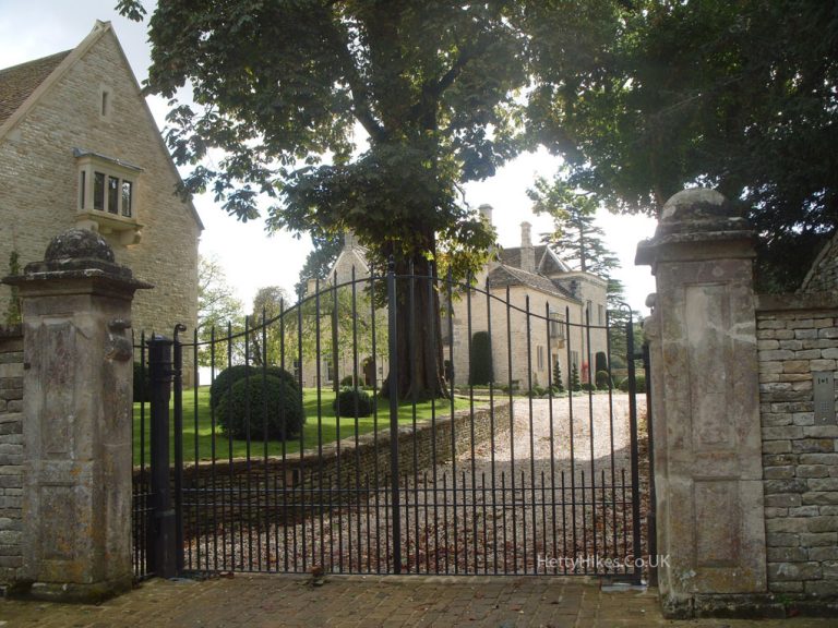 Avening to Cherington | Hetty Hikes