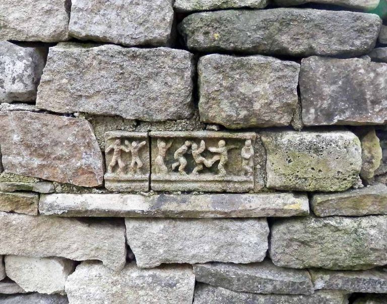 Bagpath | Hetty Hikes