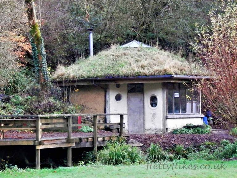 Nailsworth to Ruskin Mill | Hetty Hikes